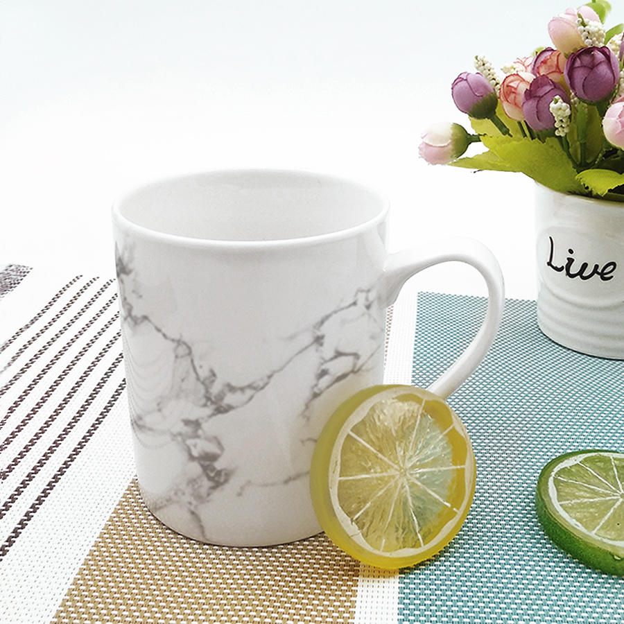 Elegant ceramic ceramic mug with decals