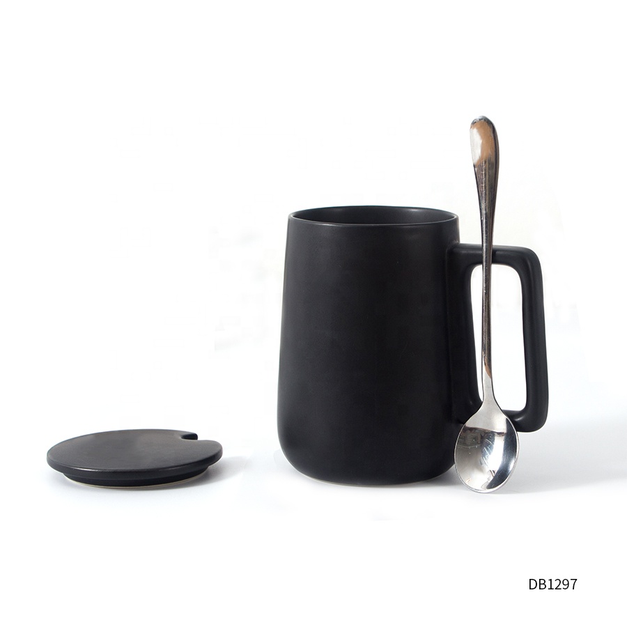 Full set of pure black matte coffee mugs