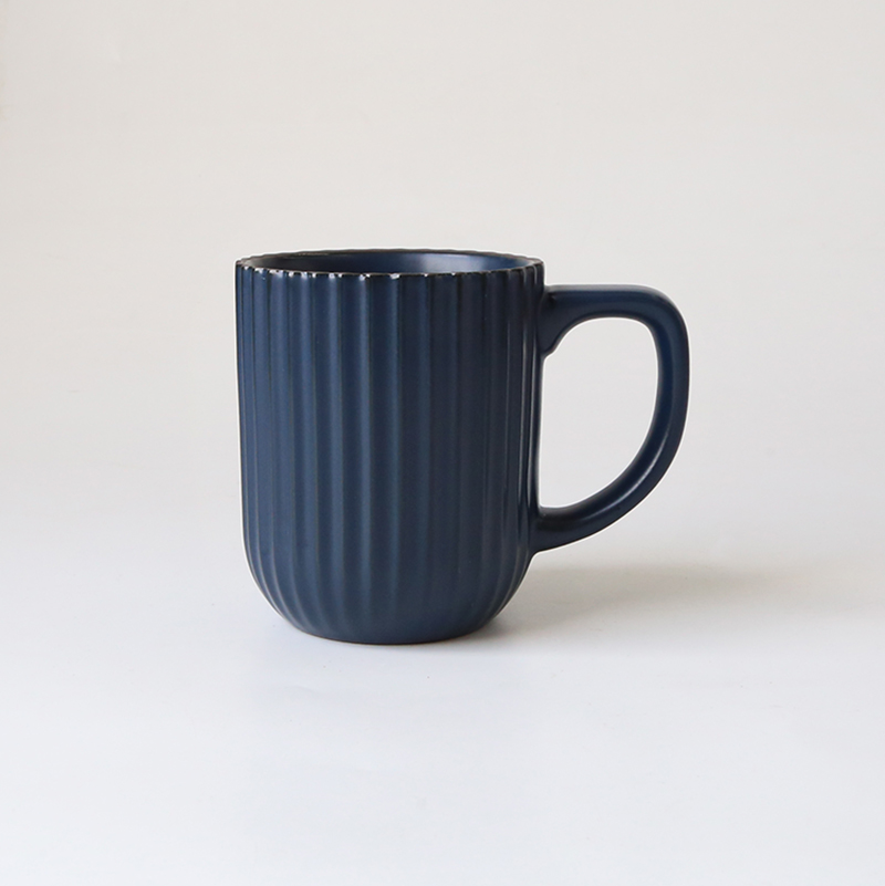 Nordic style vertical line textured coffee mug
